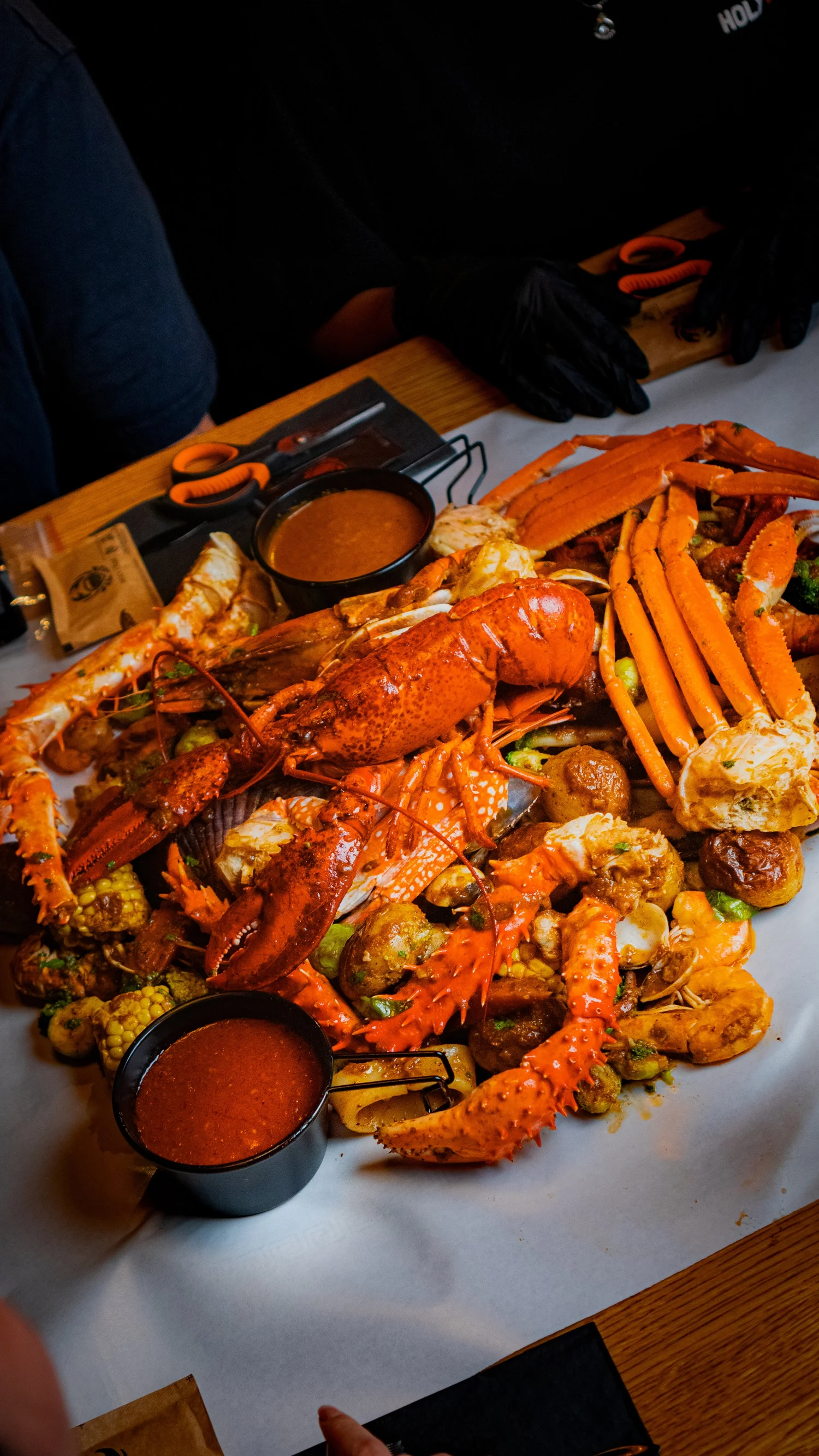 Seafood Boil Restaurant in Finland | HolyCrab Helsinki