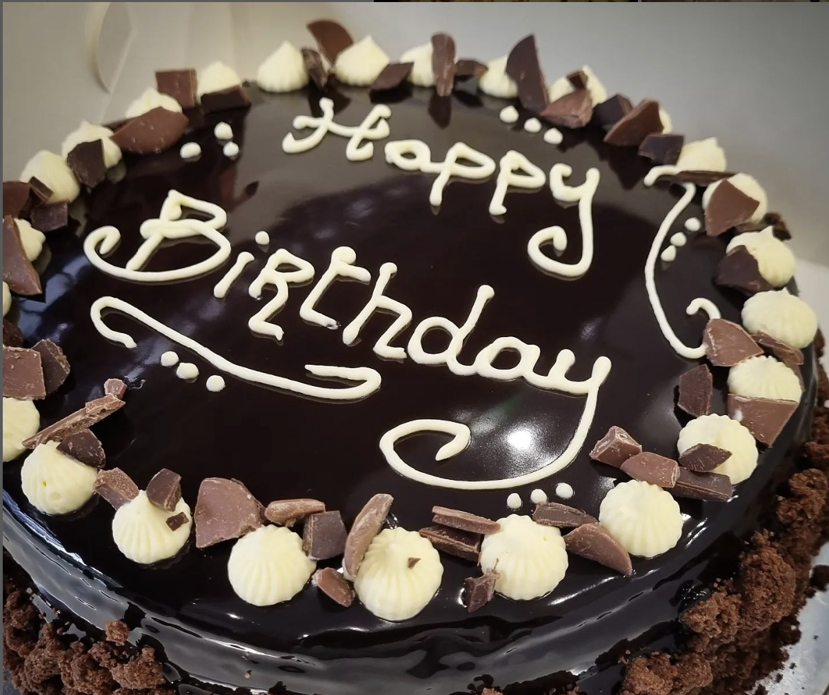 BIRTHDAY CAKES — Montjoie Patisserie