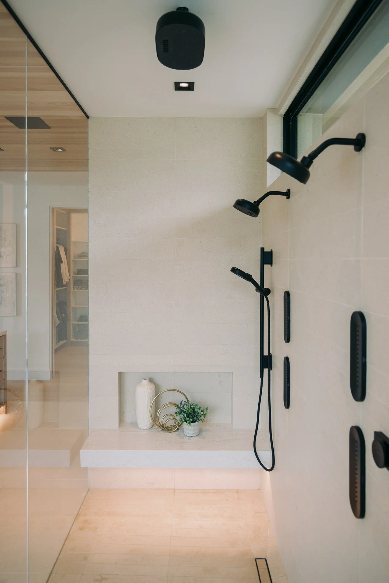 Netzero Desert Comfort | Luxury Custom Homes — AFT Construction