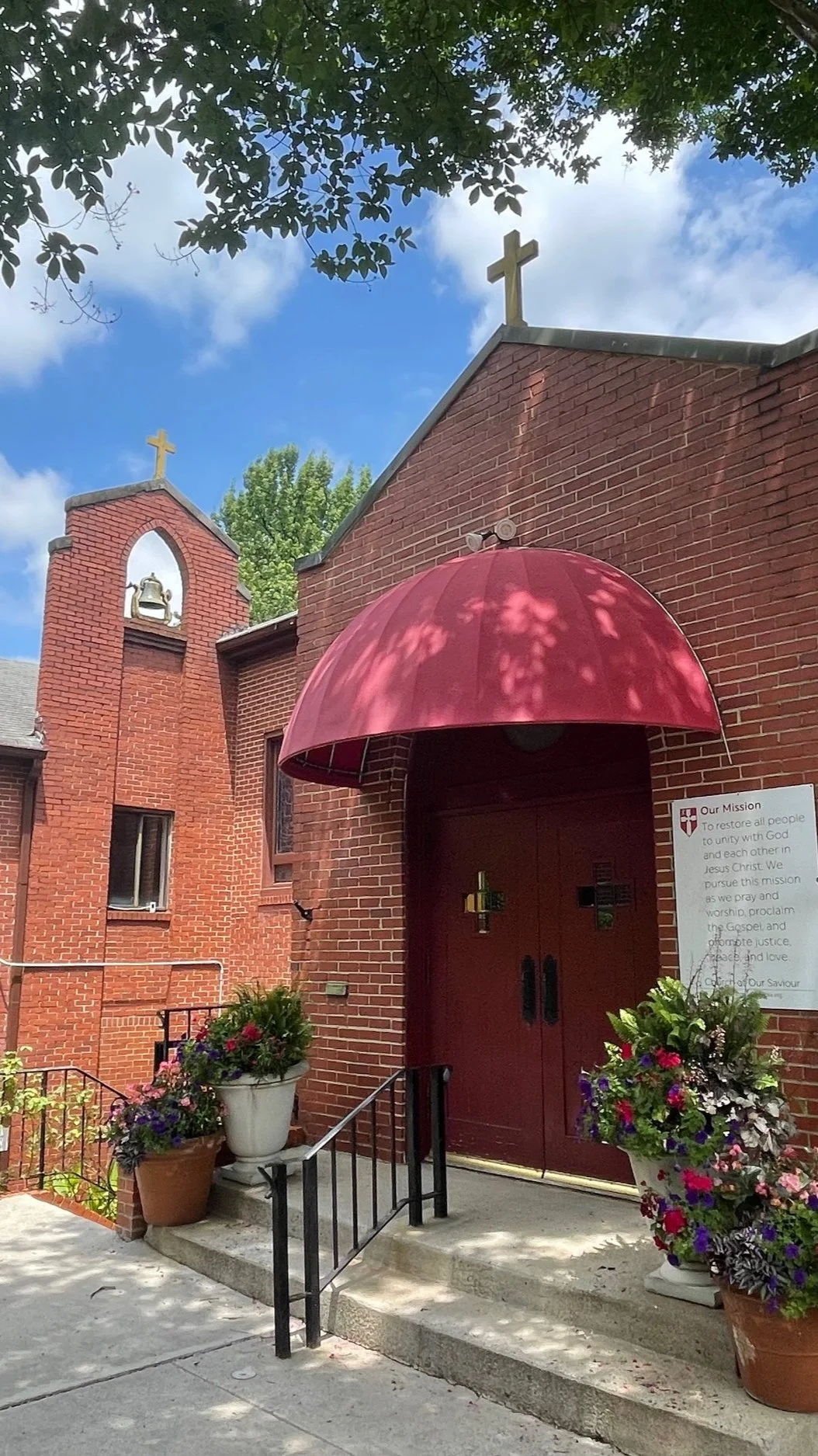 Brief History — The Church of Our Saviour