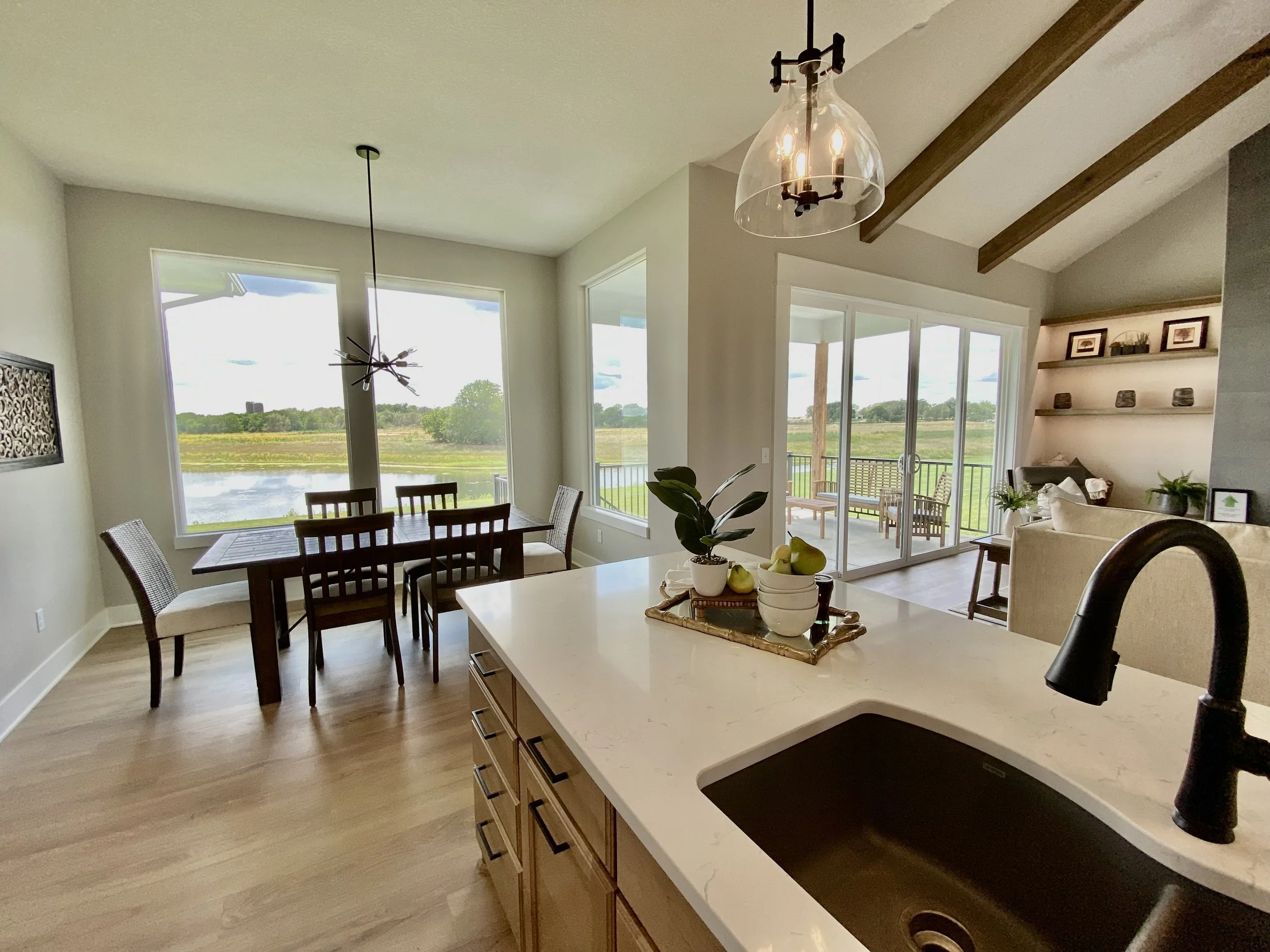 M&M Custom Construction LLC - Wichita Home Builder