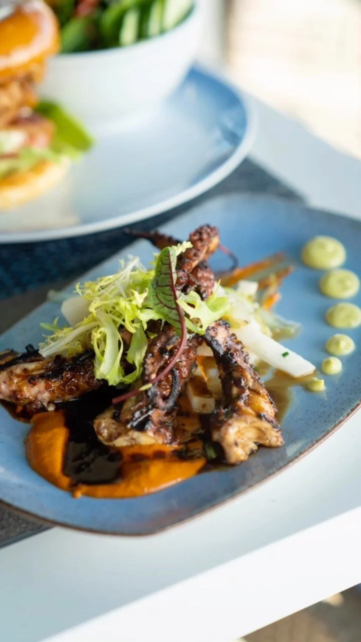 Sally's Fish House & Bar