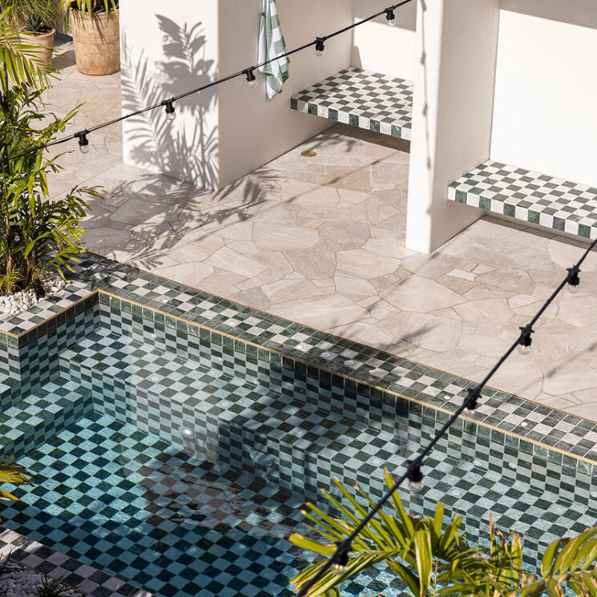 Community — Bluewater On The Beach