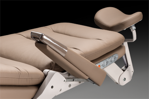 Reliance 980 Procedure Chair — Mandarin Opto-Medic