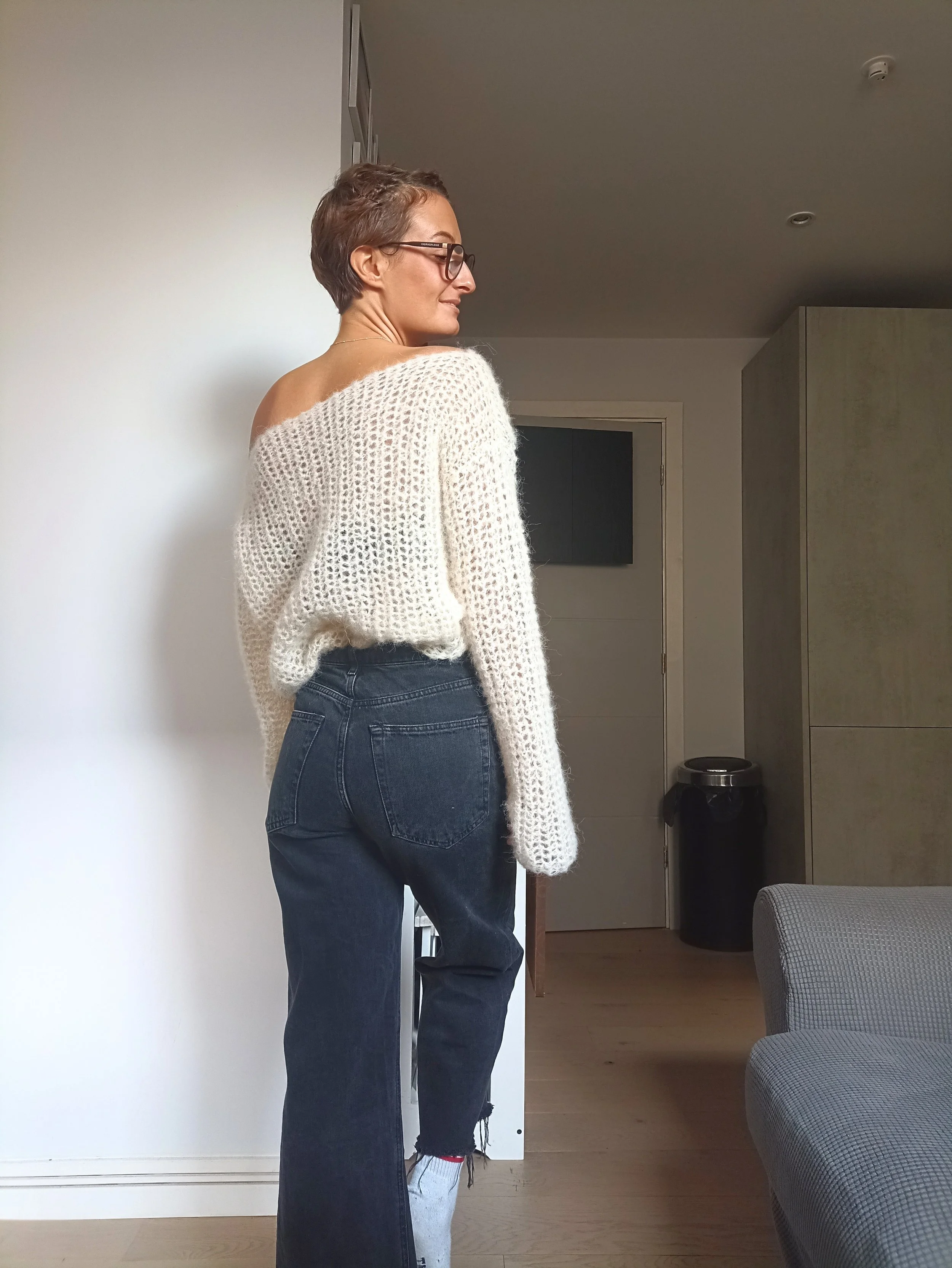 Oversized, simple sweater - knitting pattern — JeggoCrochet