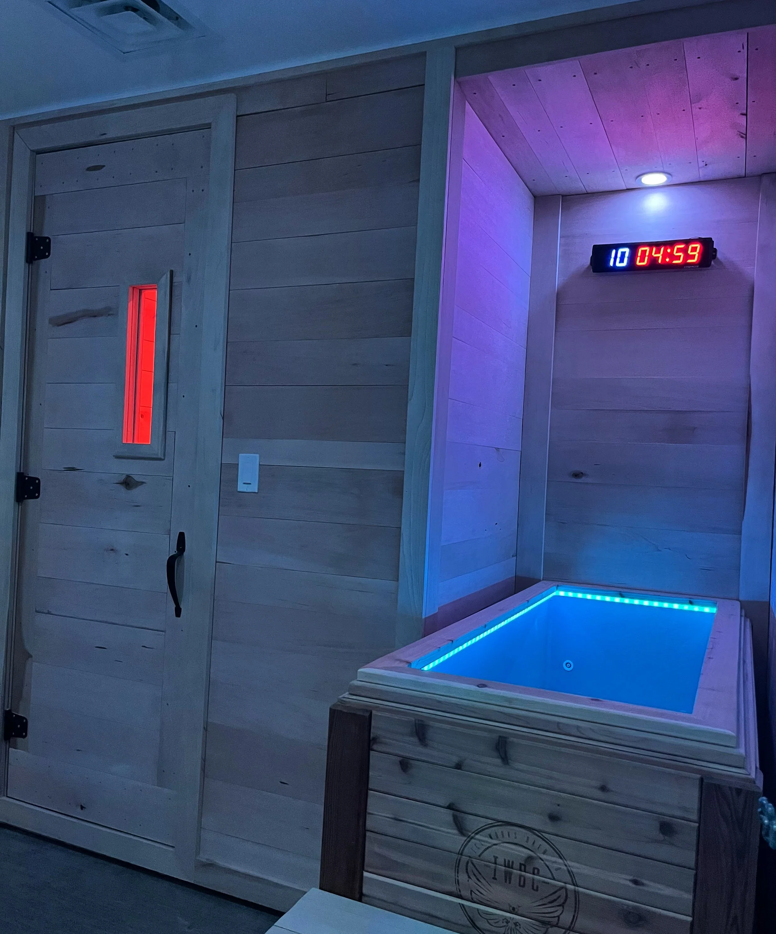 Contrast Therapy - Sauna and Cold Plunge for 1 or 2 people — Zee Float