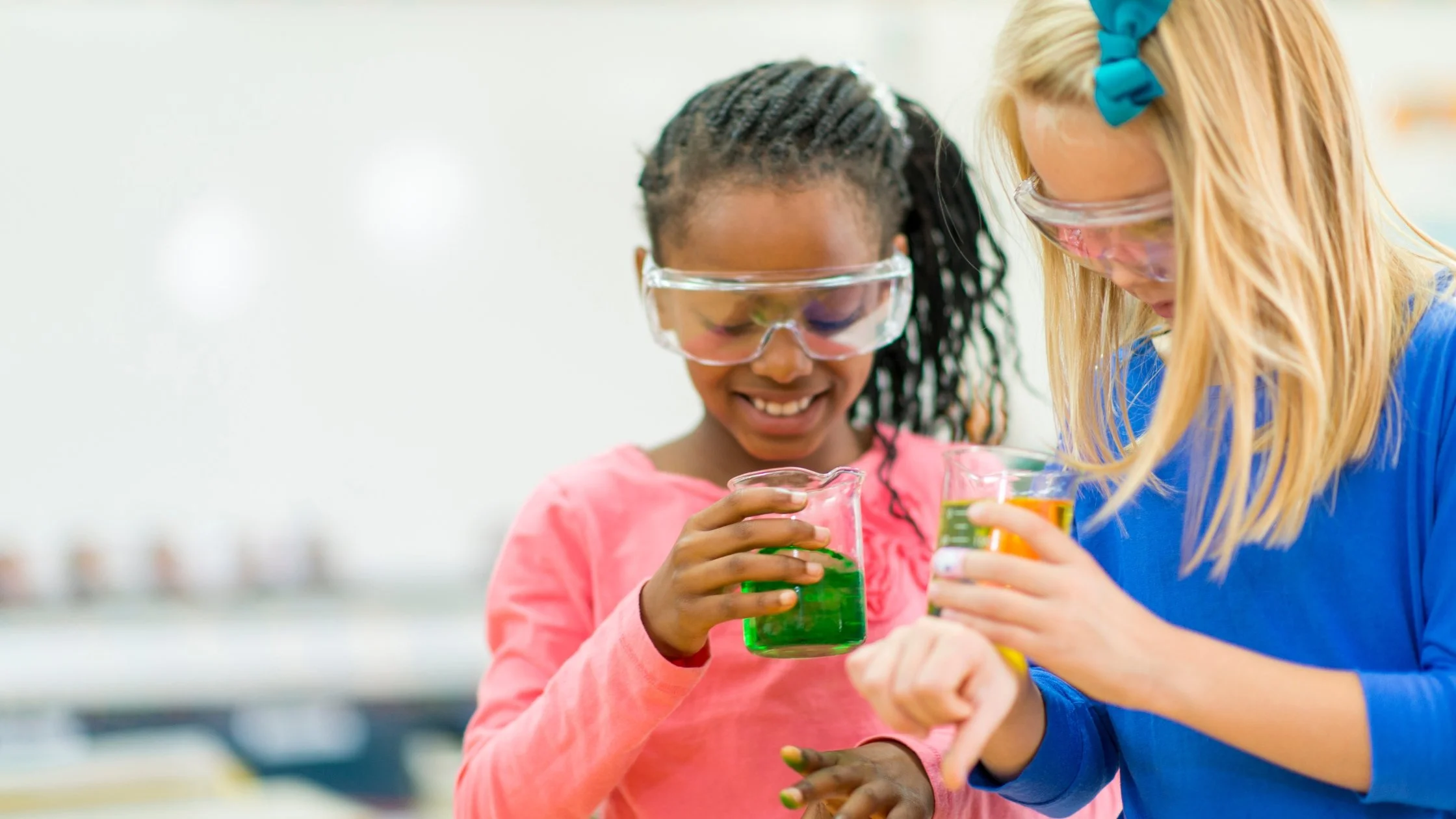 How to Increase Female Participation in STEM Fields — Stemblazers ...