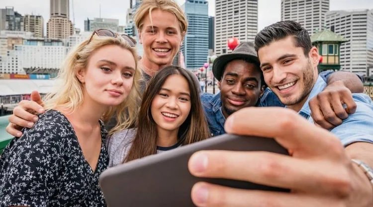 Adapting to Australian Culture: Tips for Newcomers | Otto Stay
