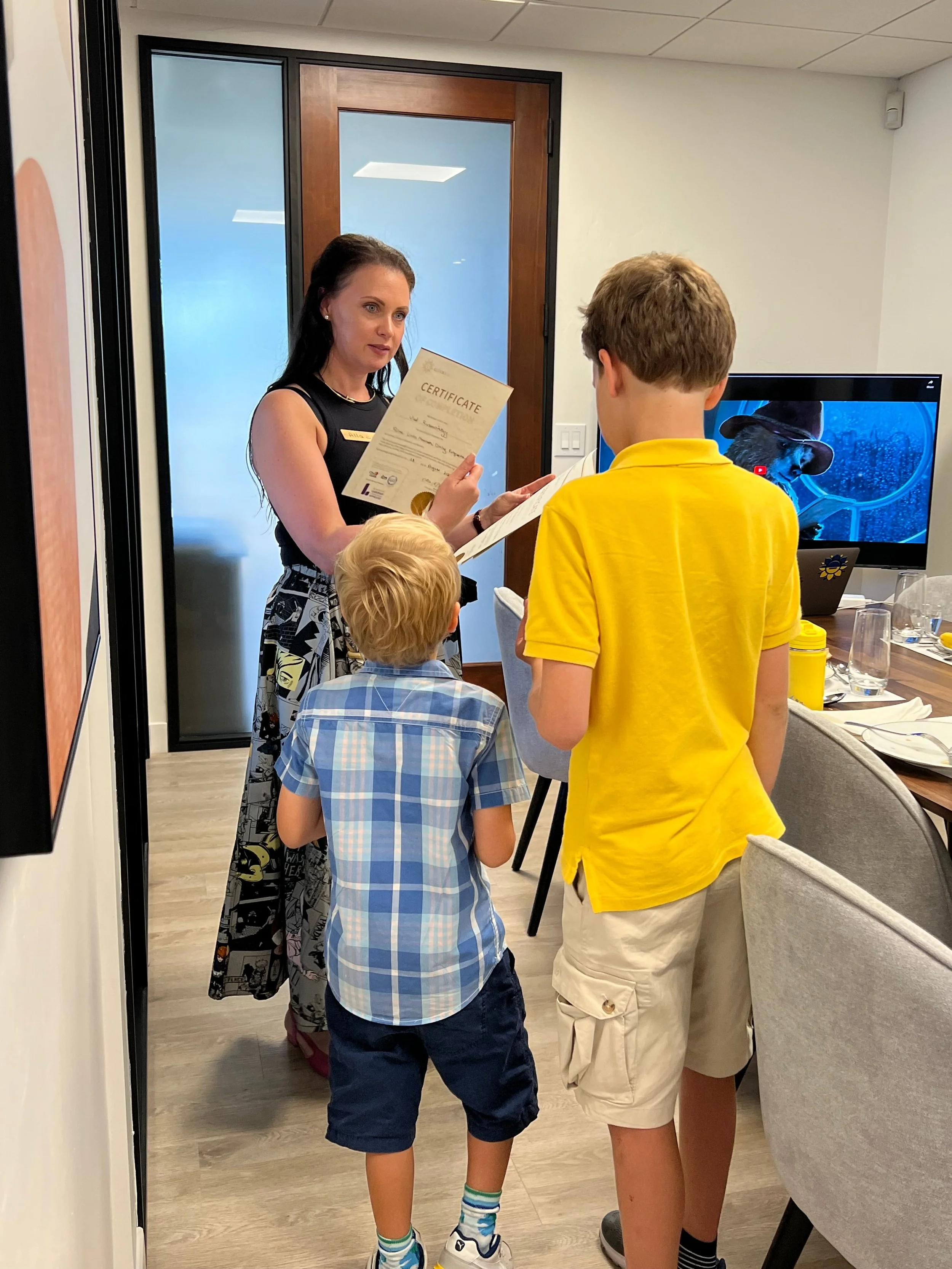 Etiquette Classes for Kids | Children Etiquette Lessons — LLUXXALL