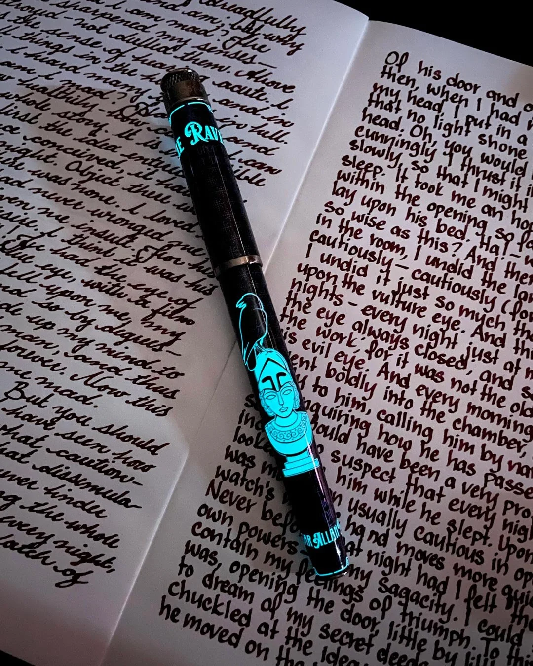 Diamine Writer's Blood - Ink Review