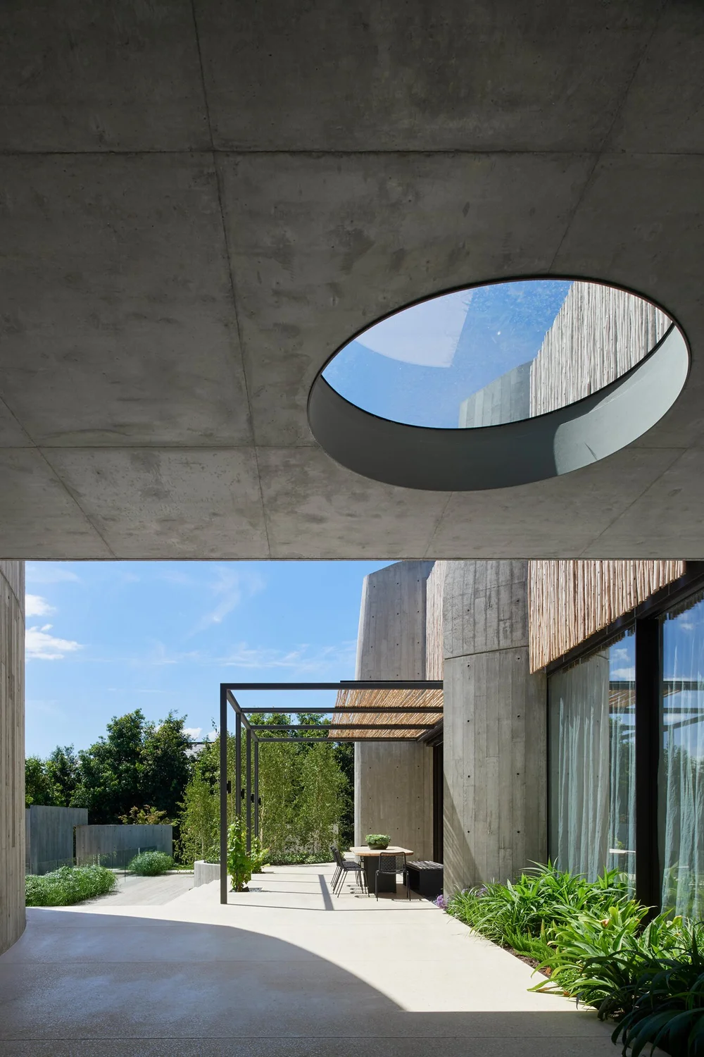 Twig House — LEETON POINTON