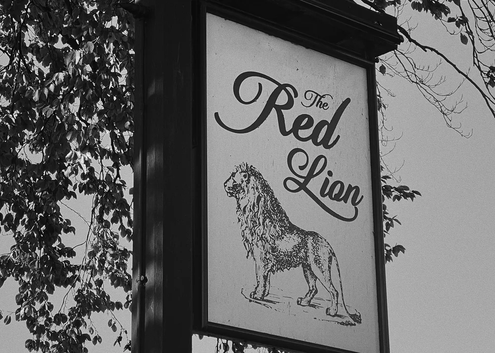 General 4 — The Red Lion at Moore
