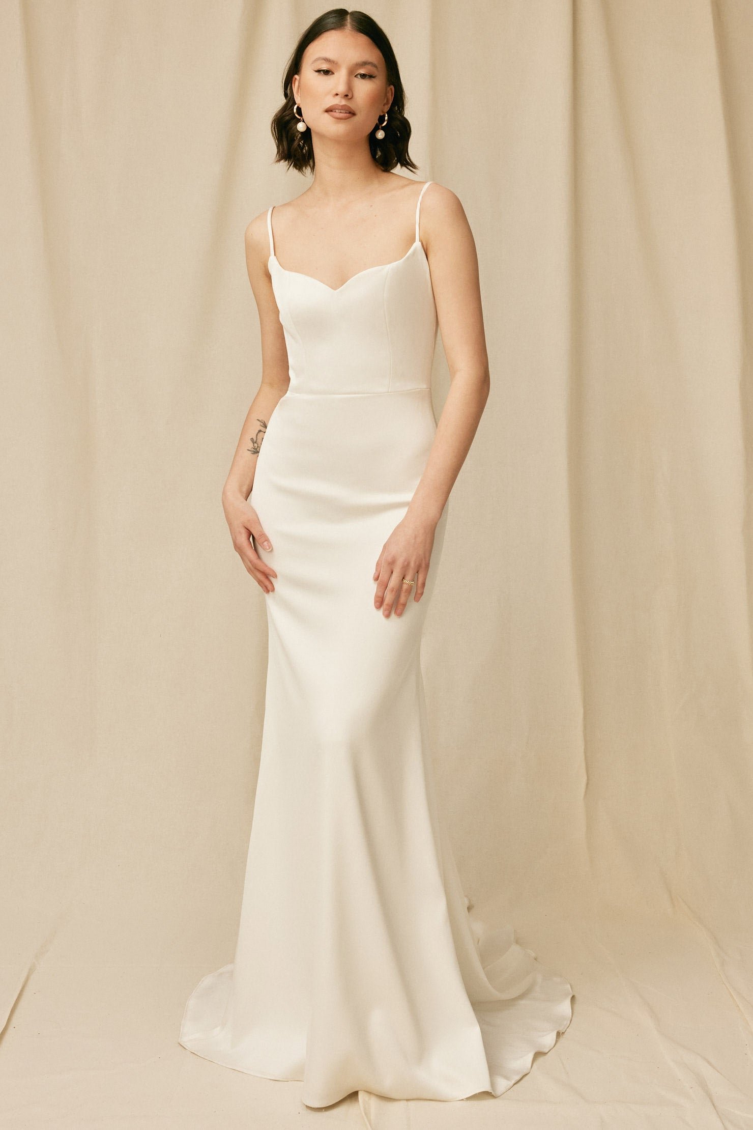 Laudae — Strike Bridal Bar
