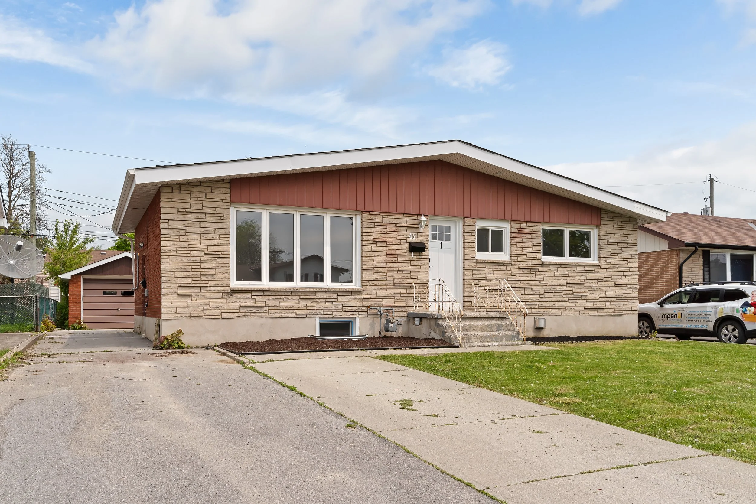 45 Morenz Crescent, Unit 1 — Three Step Properties