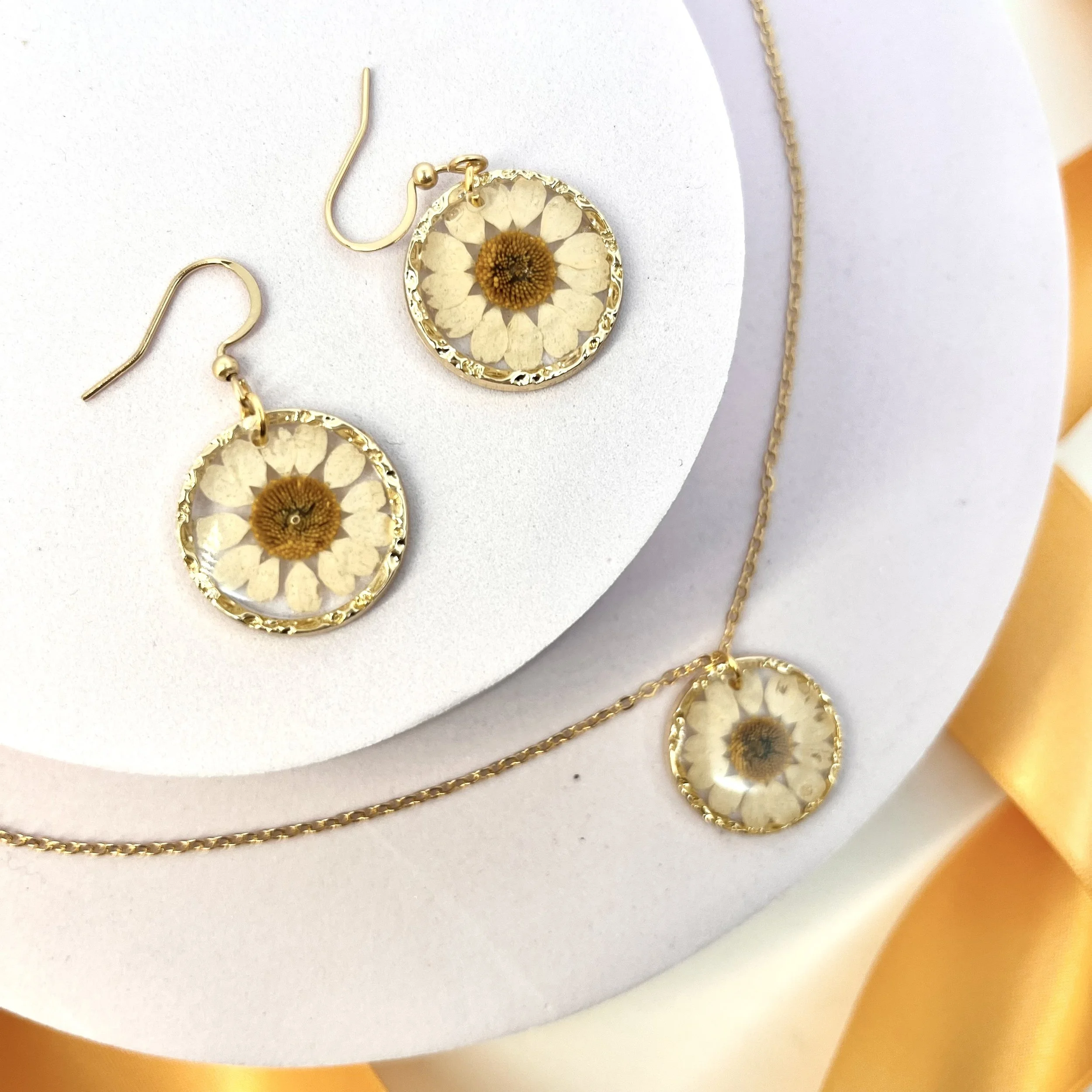 Real Pressed Flower Botanical Jewellery — Rose & Bramley