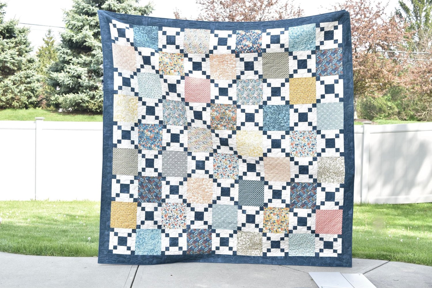 Square Chain quilt {beautiful queen size quilt made with pre-cut 10 ...