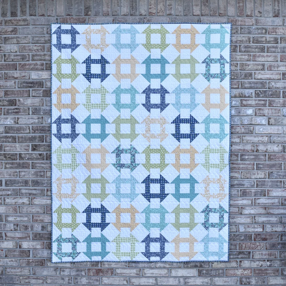 Fat Quarter Churn Dash {quilt tutorial} — Material Girl Quilts