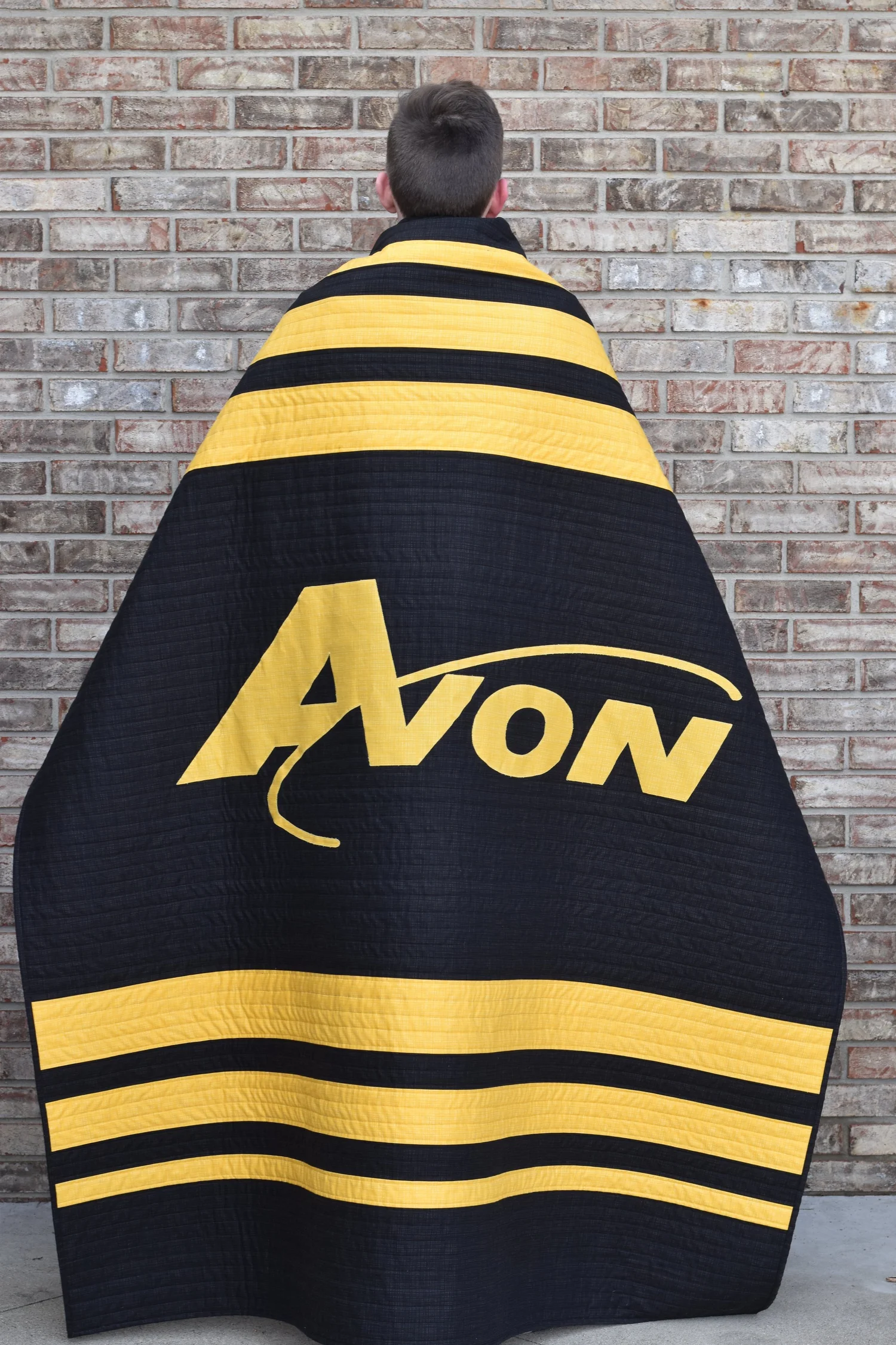 Stadium Quilt {FREE pattern for a beginner friendly striped quilt to ...