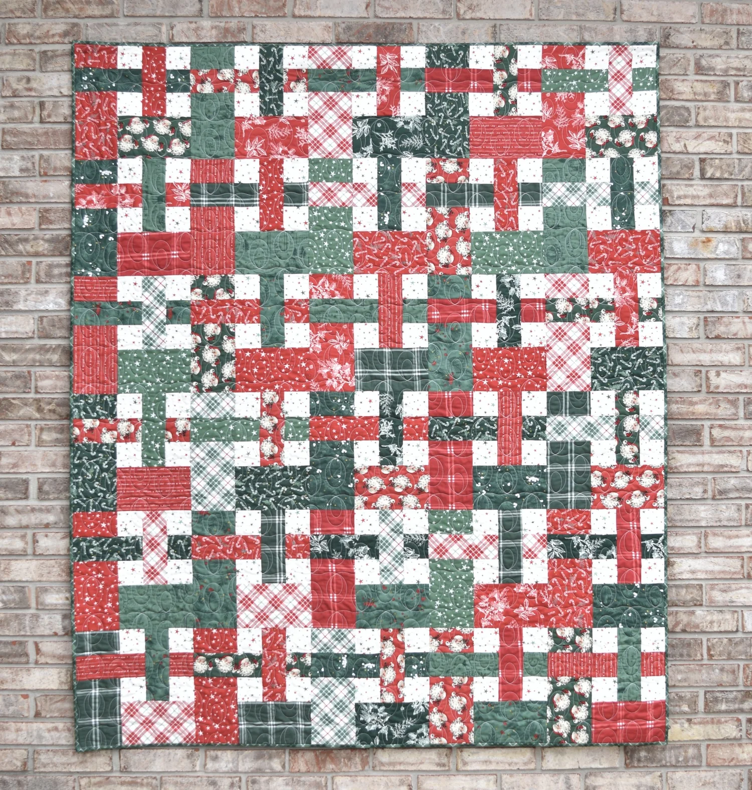 Old Fashioned Christmas Picnic Quilt — Material Girl Quilts