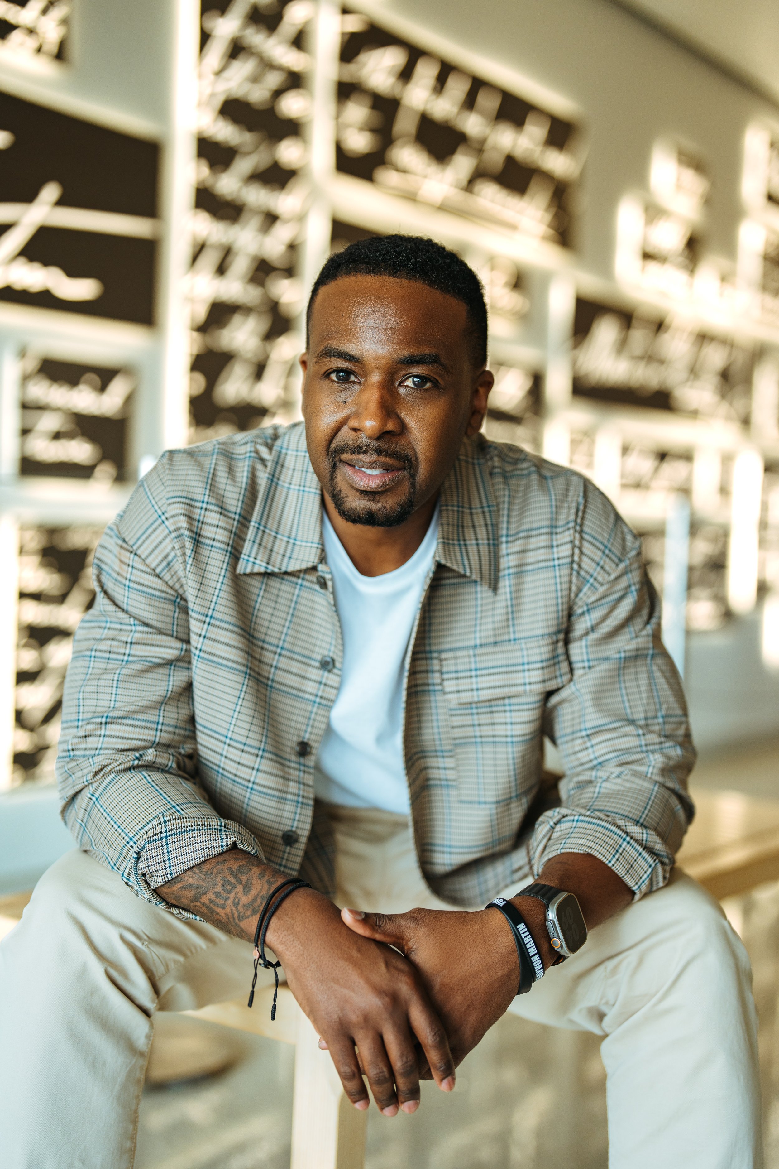 bio — Darrell Booker