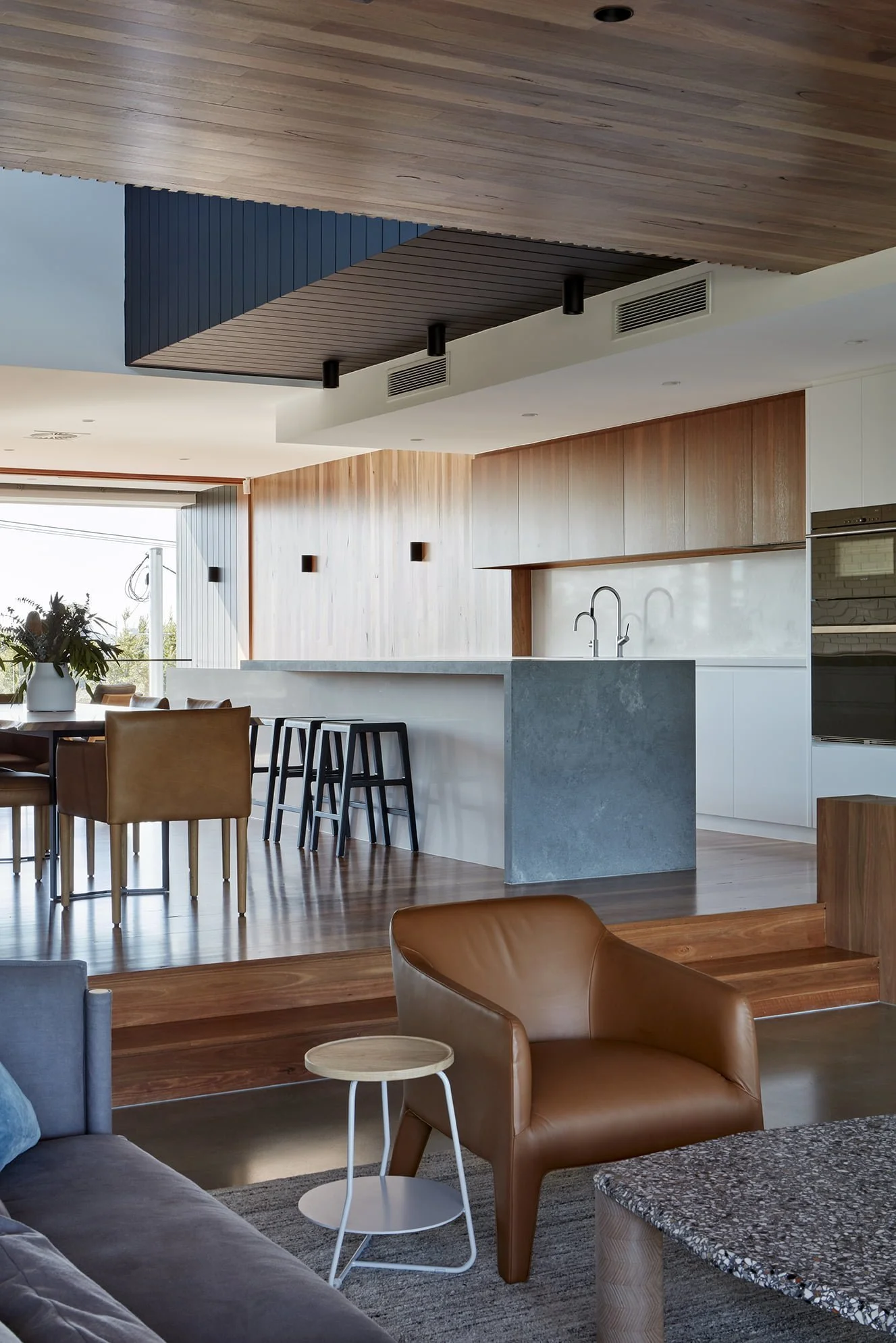 HOWARD — Tim Stewart Architects - Brisbane Architects
