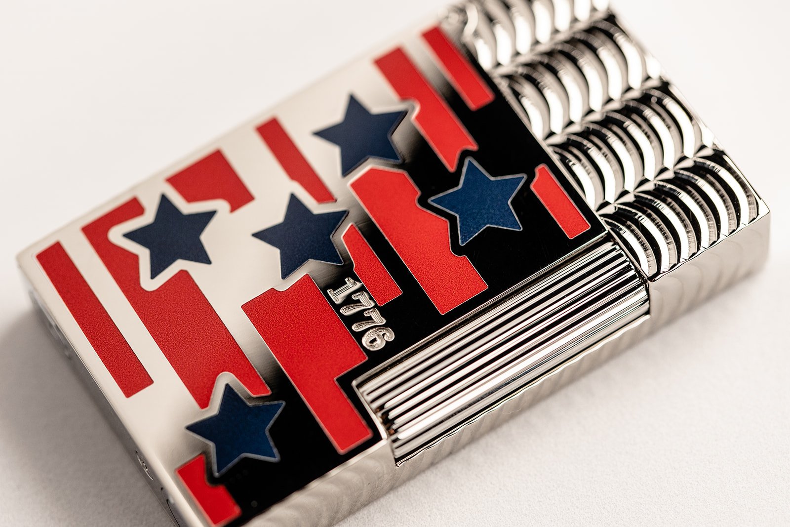 S.T. Dupont Slimmy Lighter Sky Blue Lacquer & Chrome 28007 — Elegant ...