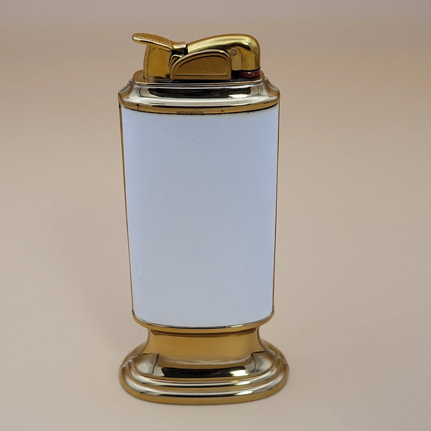 Shop High-End and Vintage Lighters — Elegant Lighters :: Selling ...
