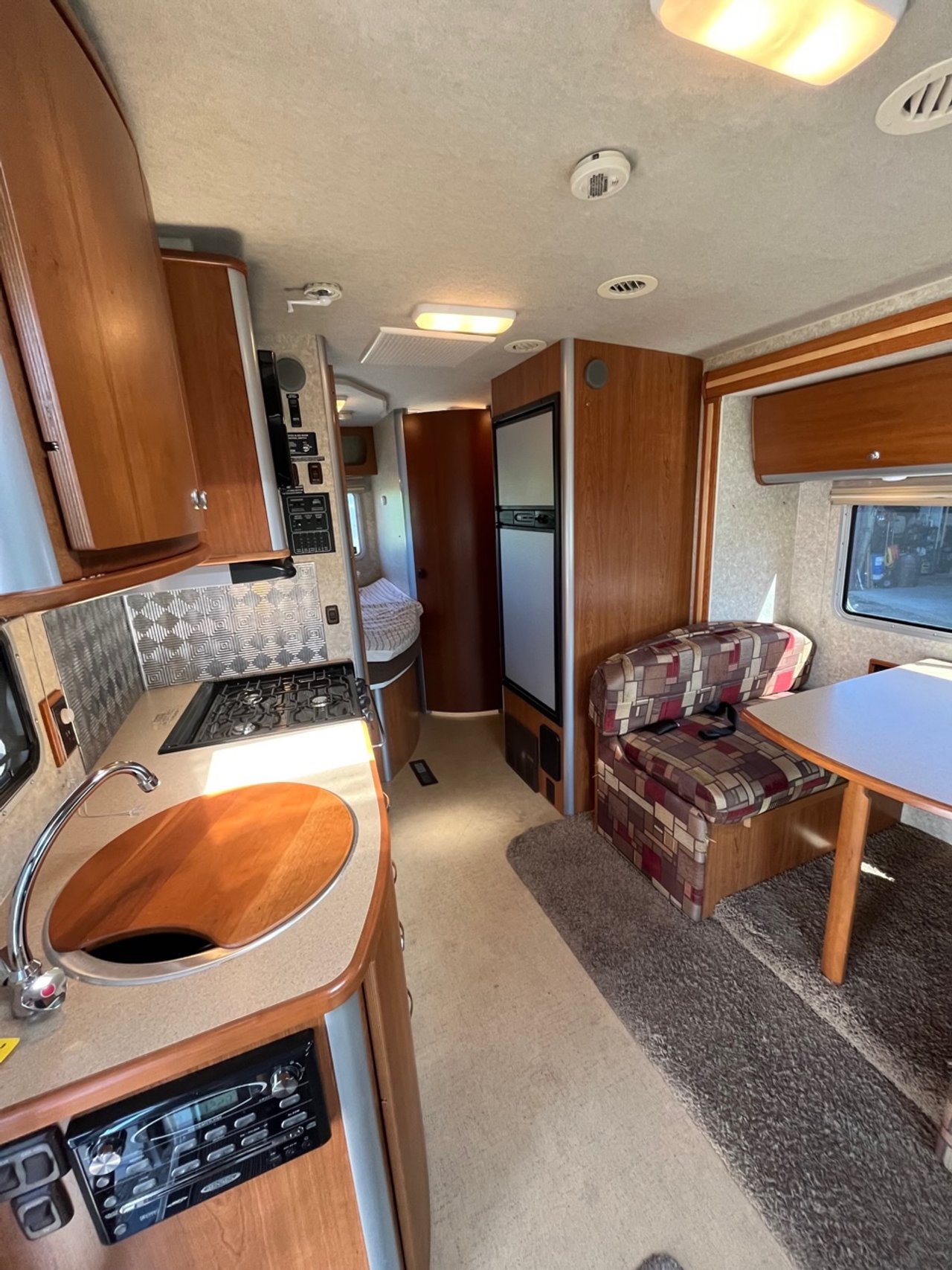 2008 Winnebago View 24J (Low Miles - Diesel) — Summit RV - Junction ...