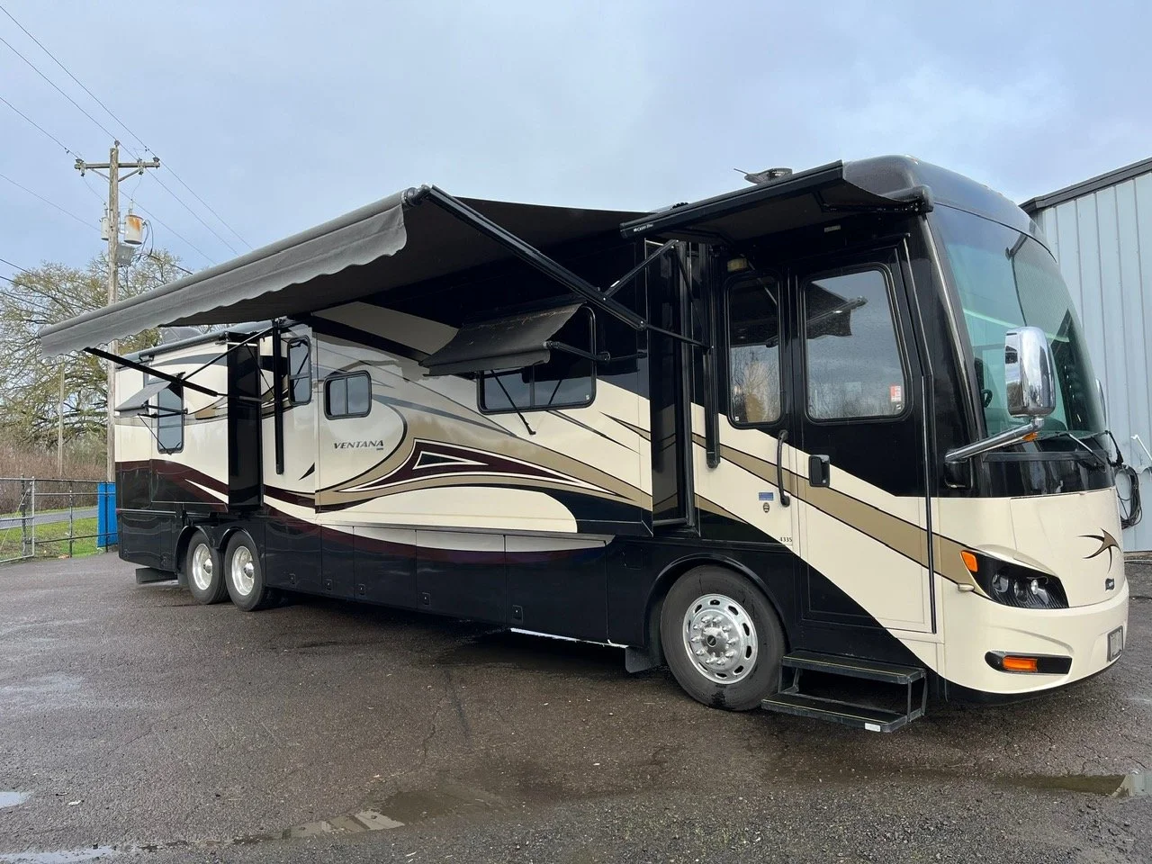 CLASS A MOTORHOMES — Summit RV - Junction City, Oregon