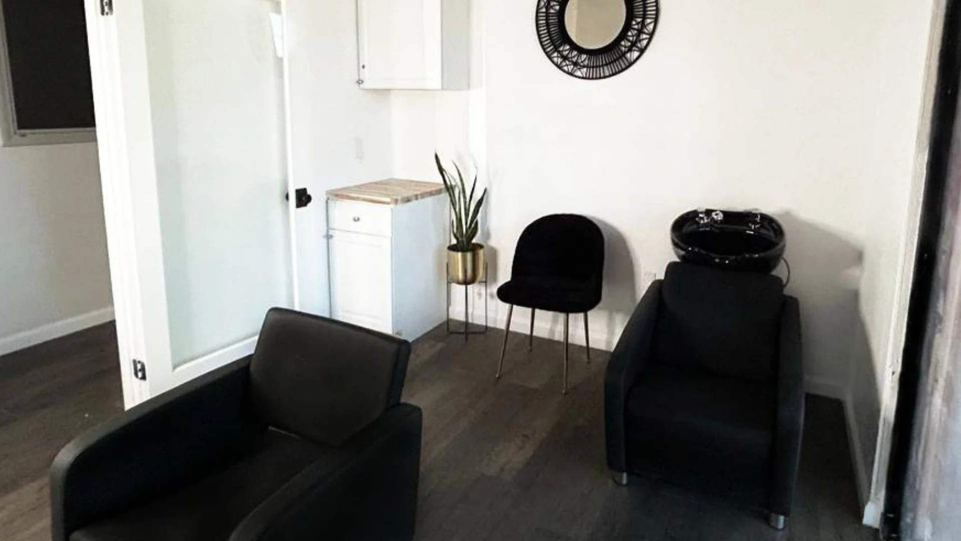 The Supreme Suites - Salon Suites for Beauty Professionals in Montclair CA