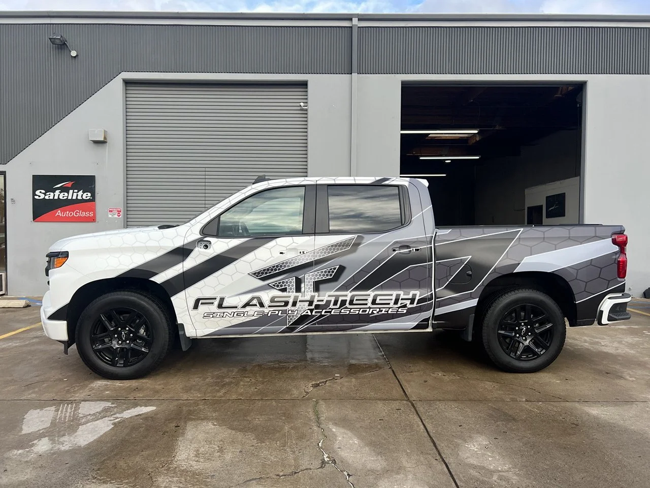 Services 2 — ProGraphix - Vehicle & Office Vinyl Graphics