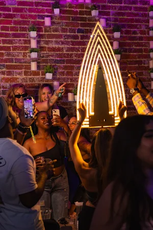 ZOE - San Francisco Cocktail Bar & Bites