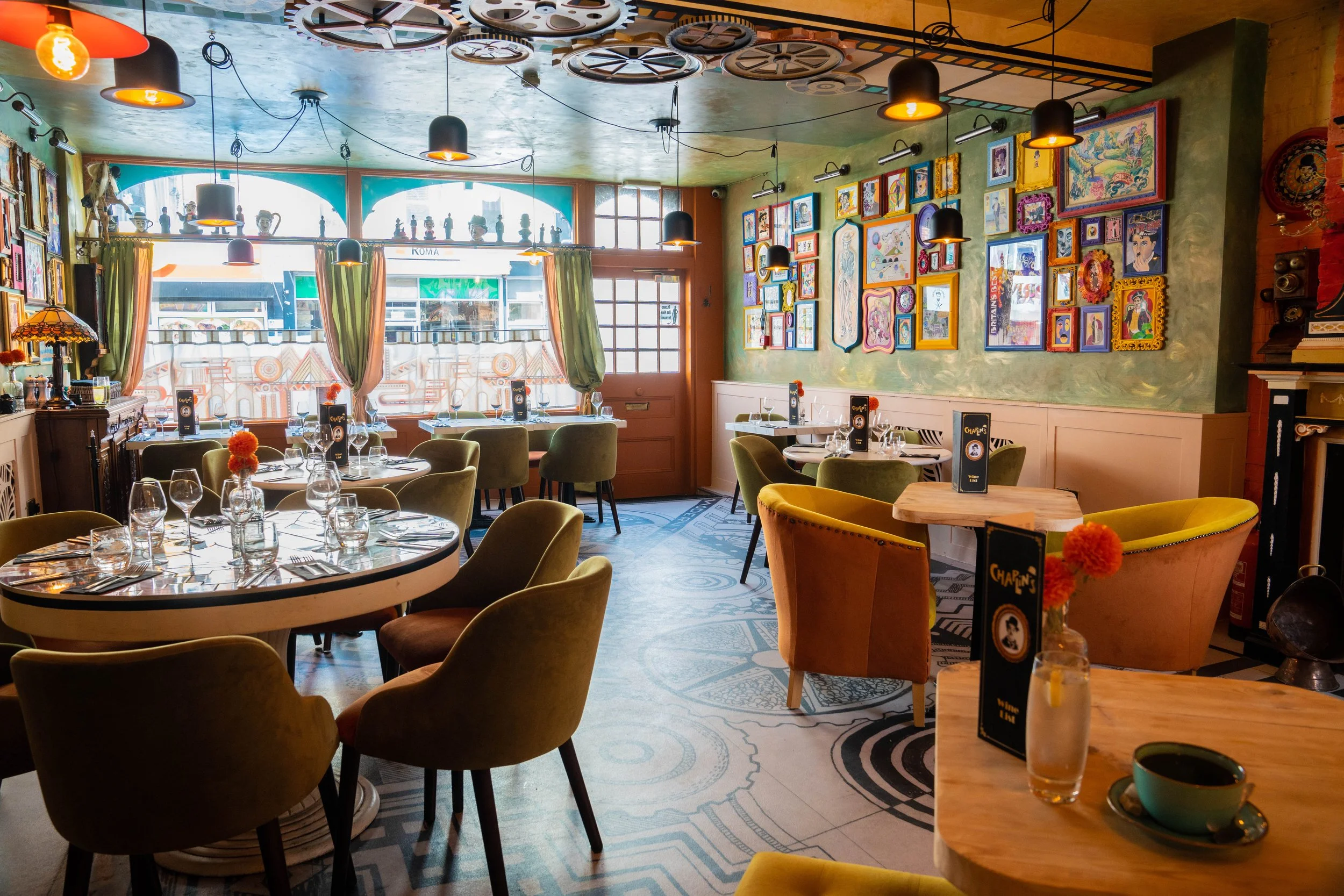 Modern TImes Restaurant