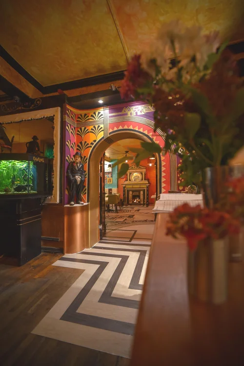 Modern TImes Restaurant