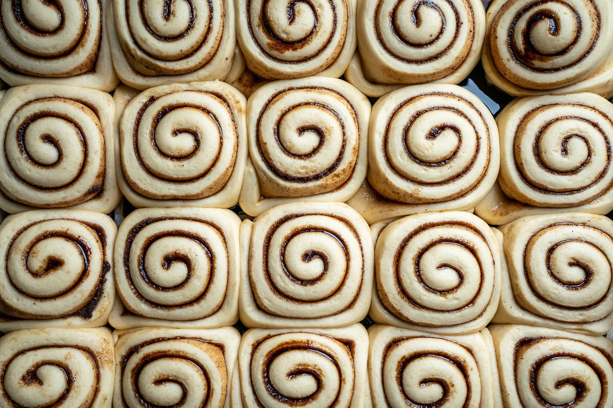 ABOUT US — ROLL BOYS.
