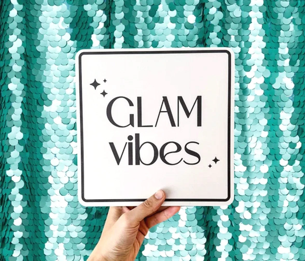 Social Snap Photo Booth Las Vegas | Luxury Photo Booth Company