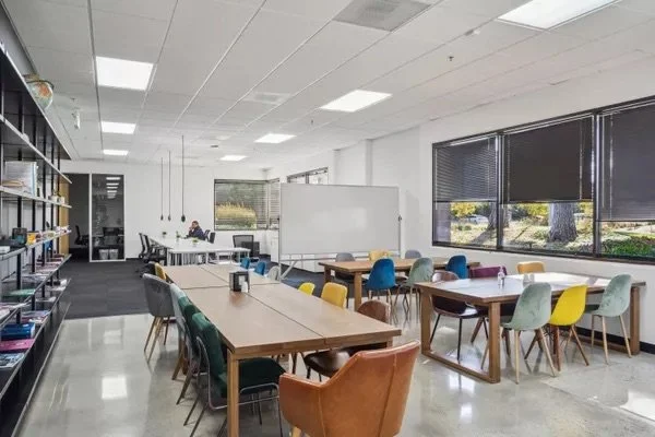 Tips for Choosing the Right Venue for Your Corporate Event — Star Space