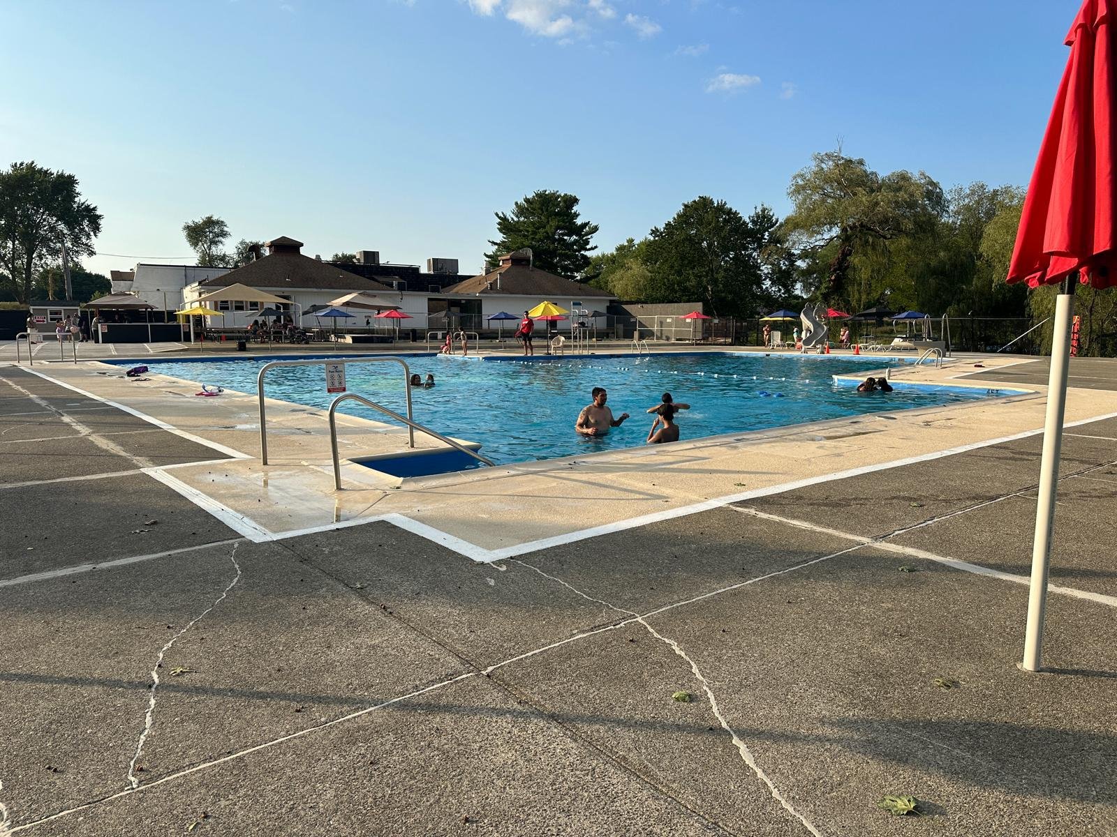Amenities — Macaw Country Club