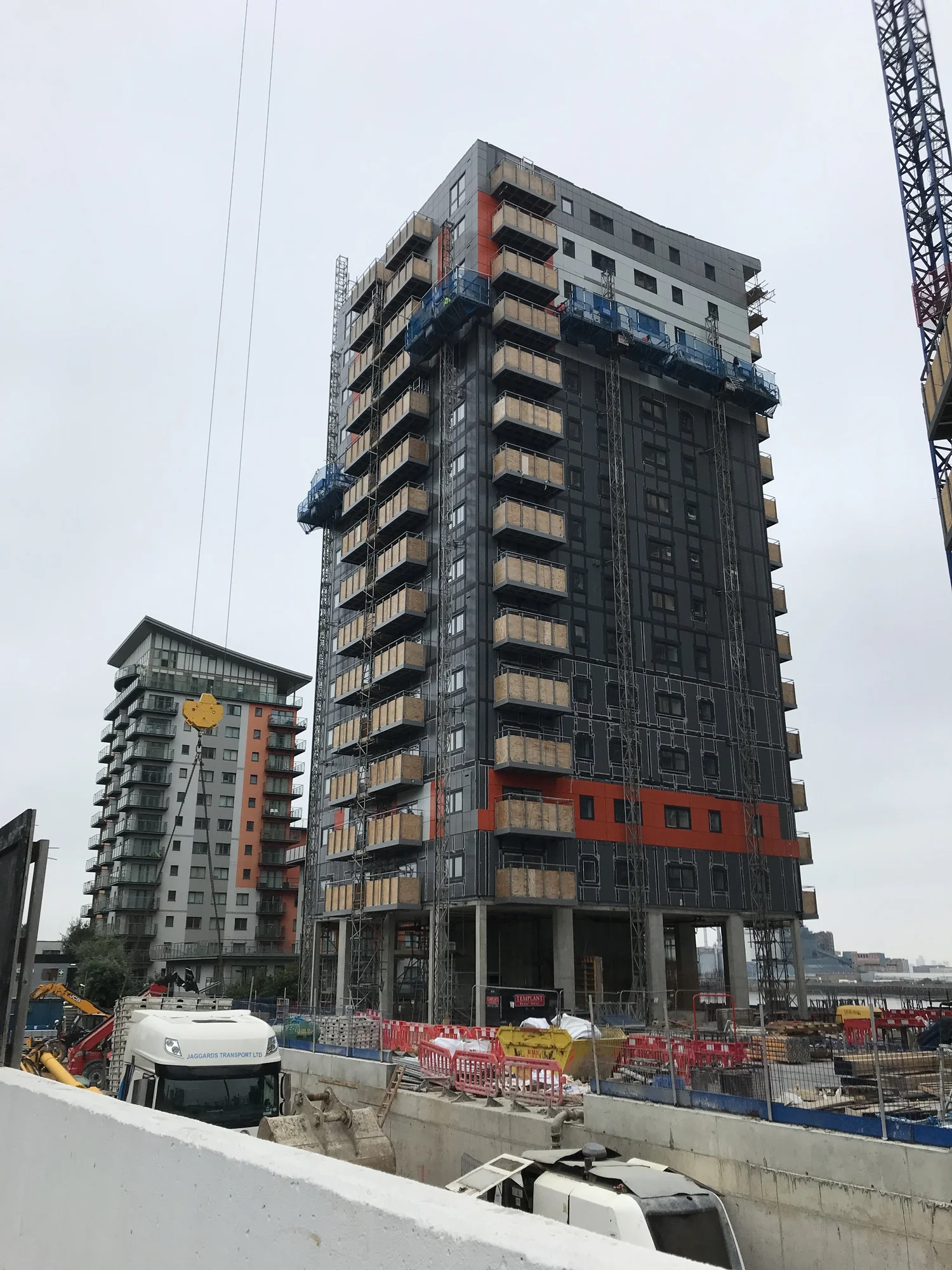 Mast Quay Phase II — Pure Structures