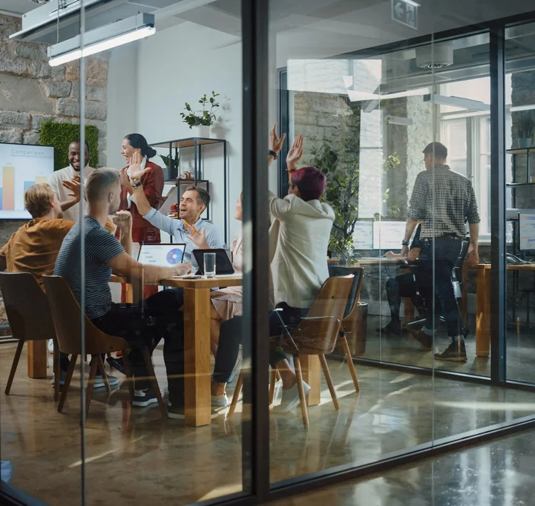 Booking+ | Die ganzheitliche Lösung für hybrides Arbeiten — MazeMap ...