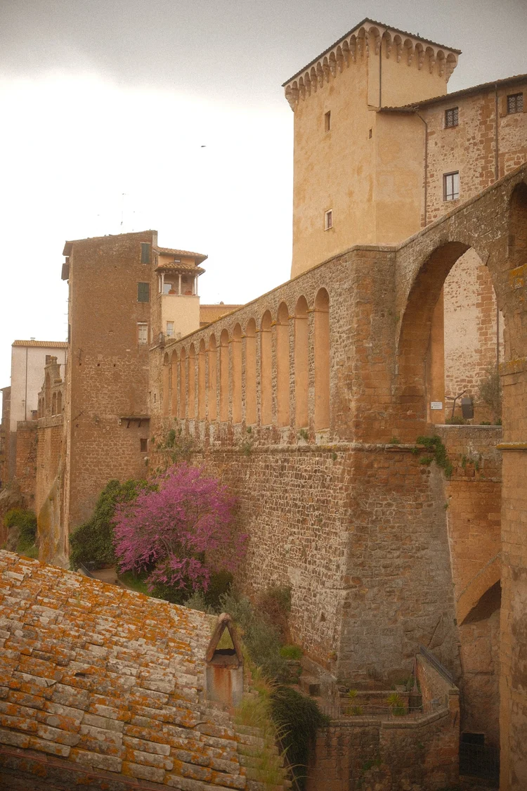 A slow travel guide to the hilltop towns of Southern Tuscany | My ...
