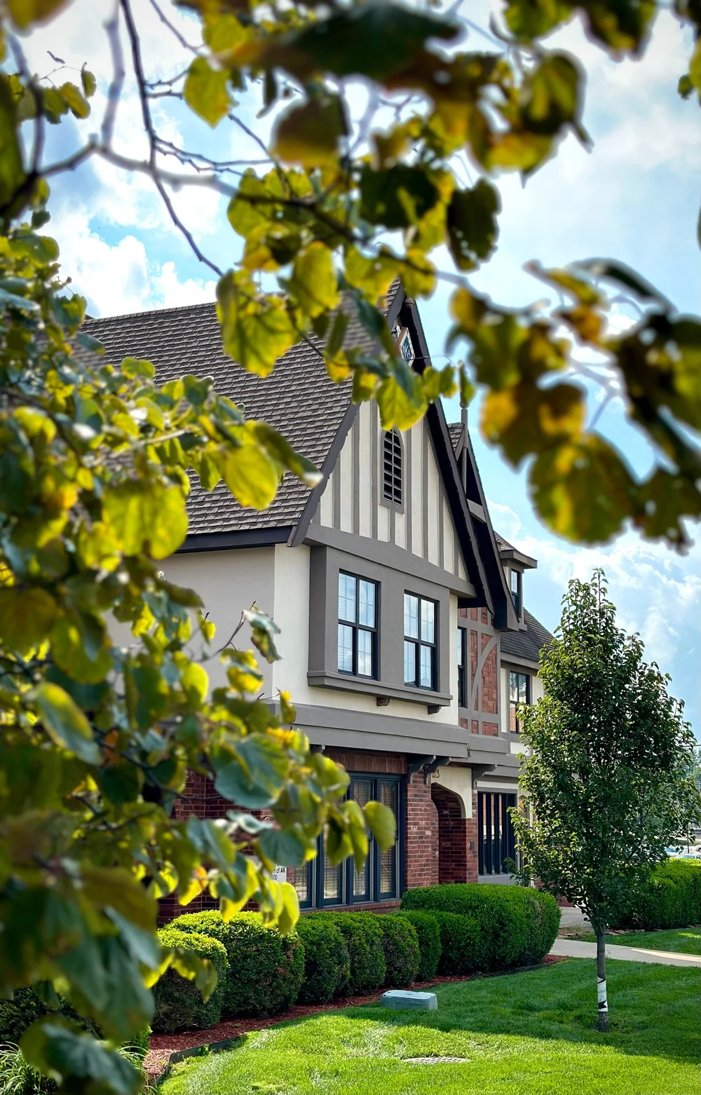 Chapter House — Alpha Kappa Pikes