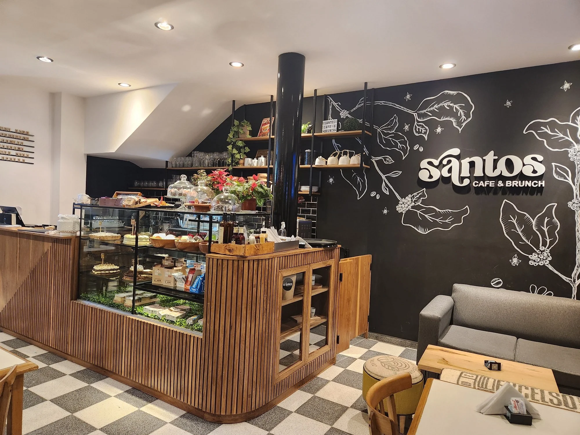 Santos Café & Brunch | Reservas, Eventos de Cumpleaños y Meriendas en ...