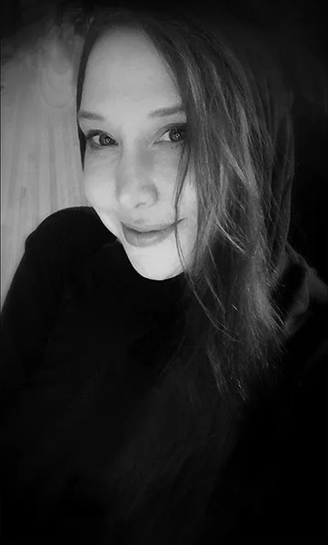 About — Paulina Fae