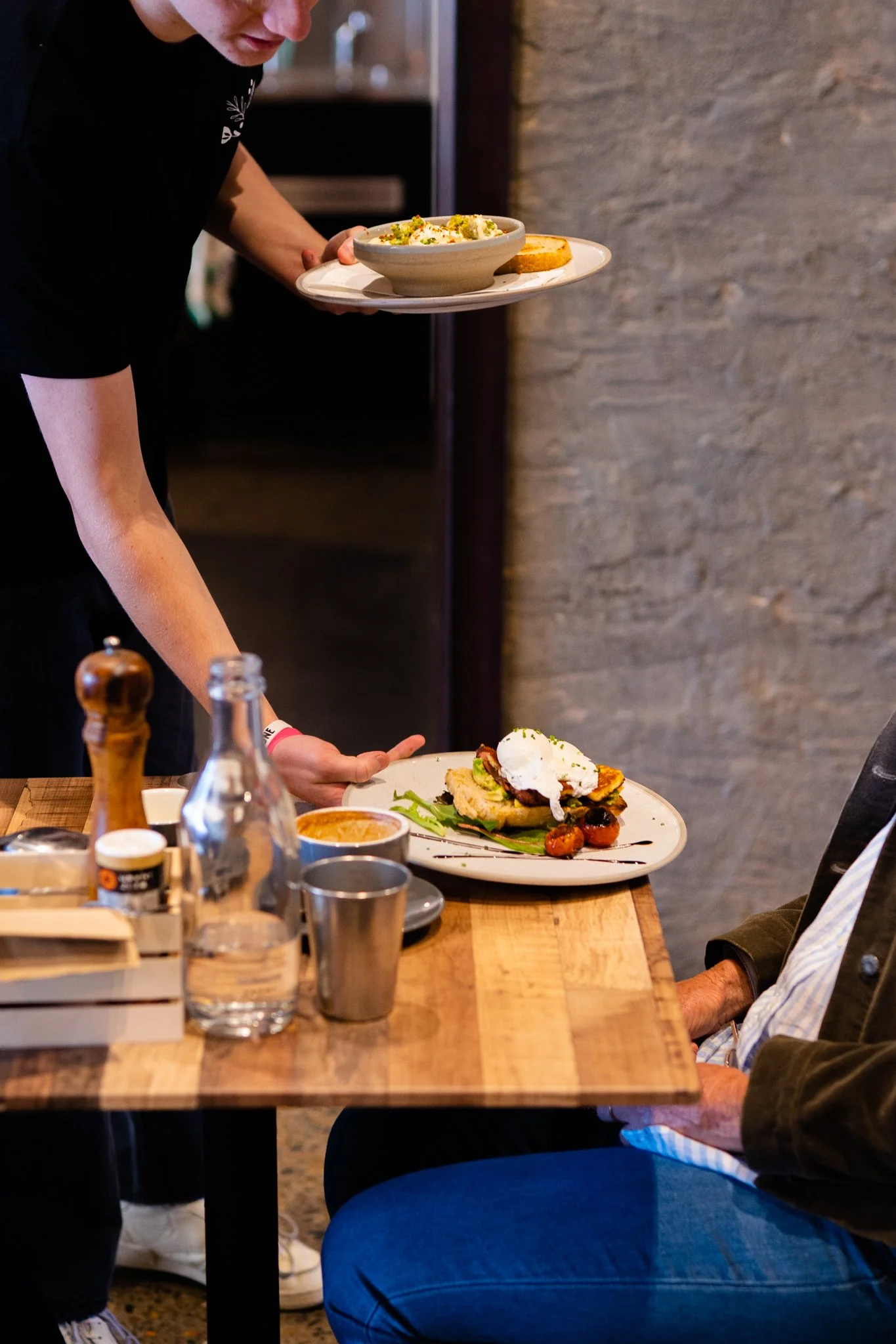 Our Story | Discover Coffee & Community — Deedot Coffee House