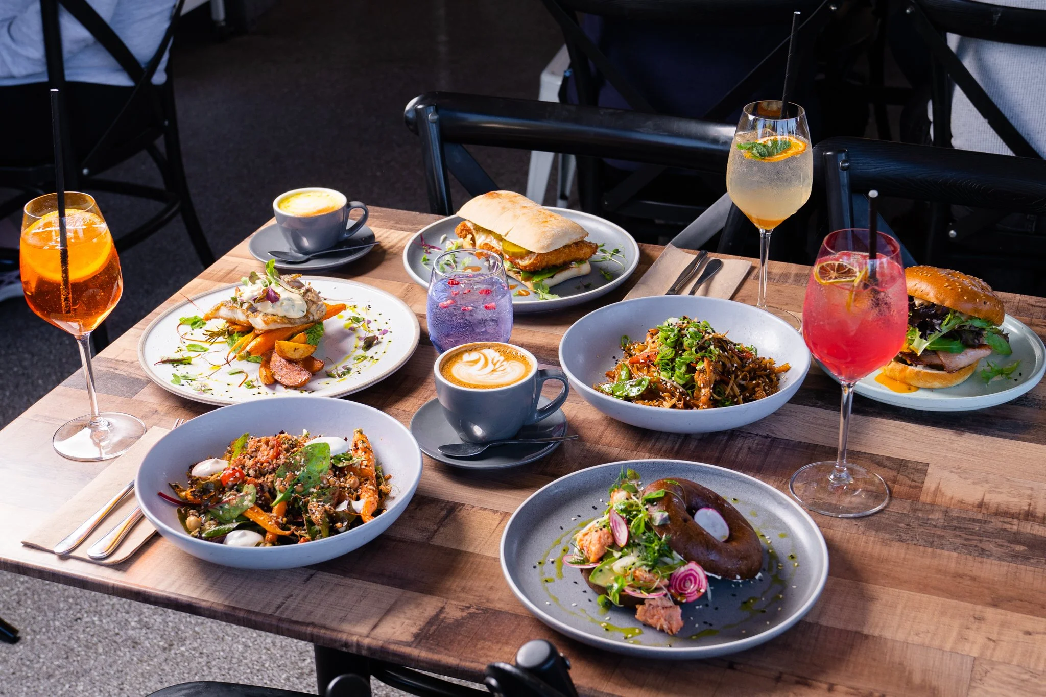 Deedot Coffee House | Visit for Exceptional Coffee