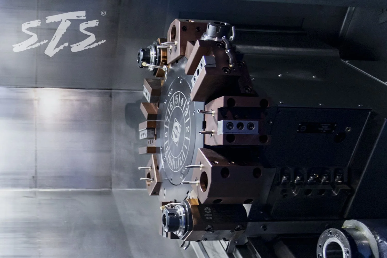 What is the difference between Gang Type CNC Lathe, power turret CNC ...