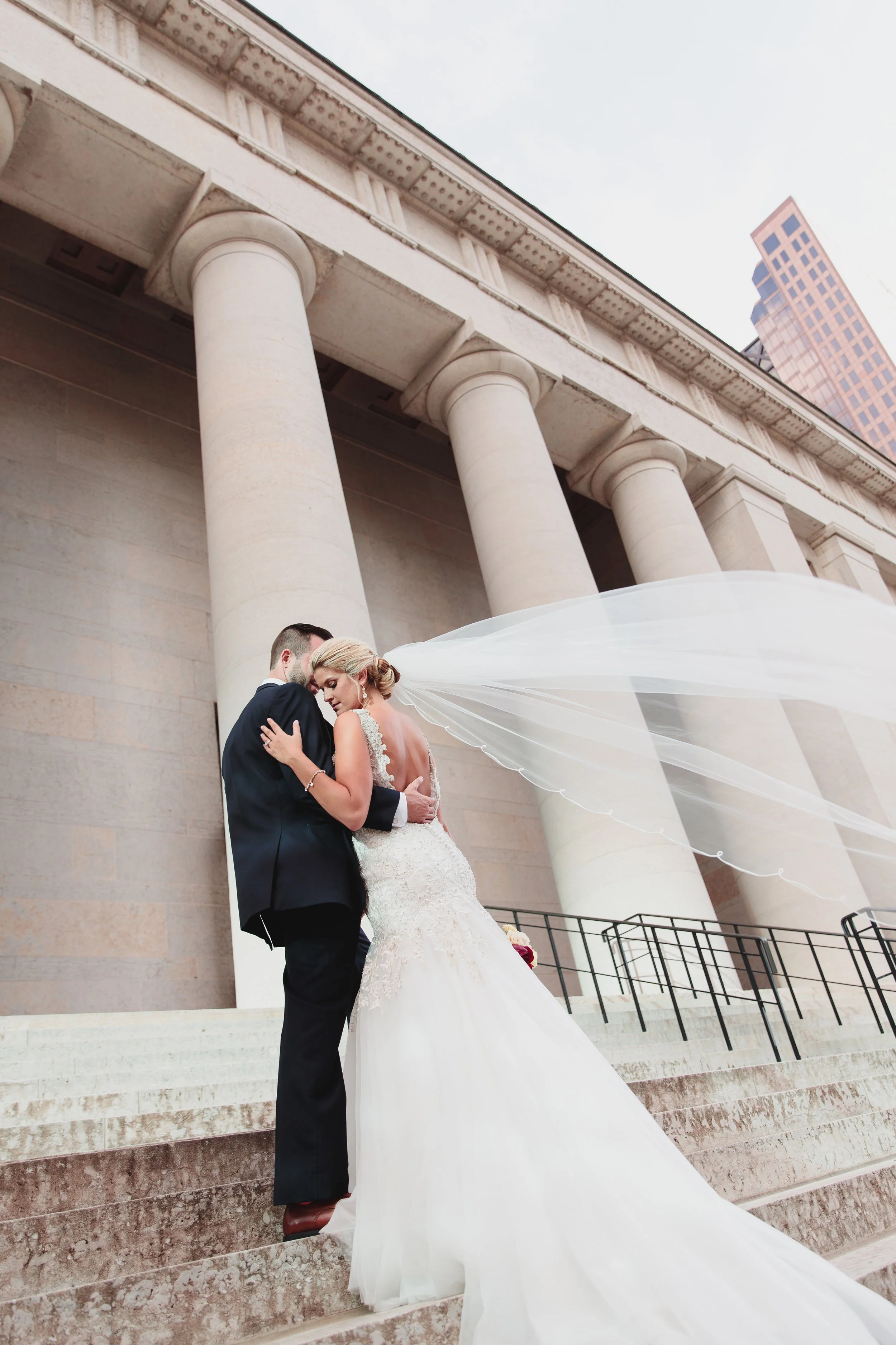 Summer Wedding at the Columbus Athenaeum - Columbus Wedding ...