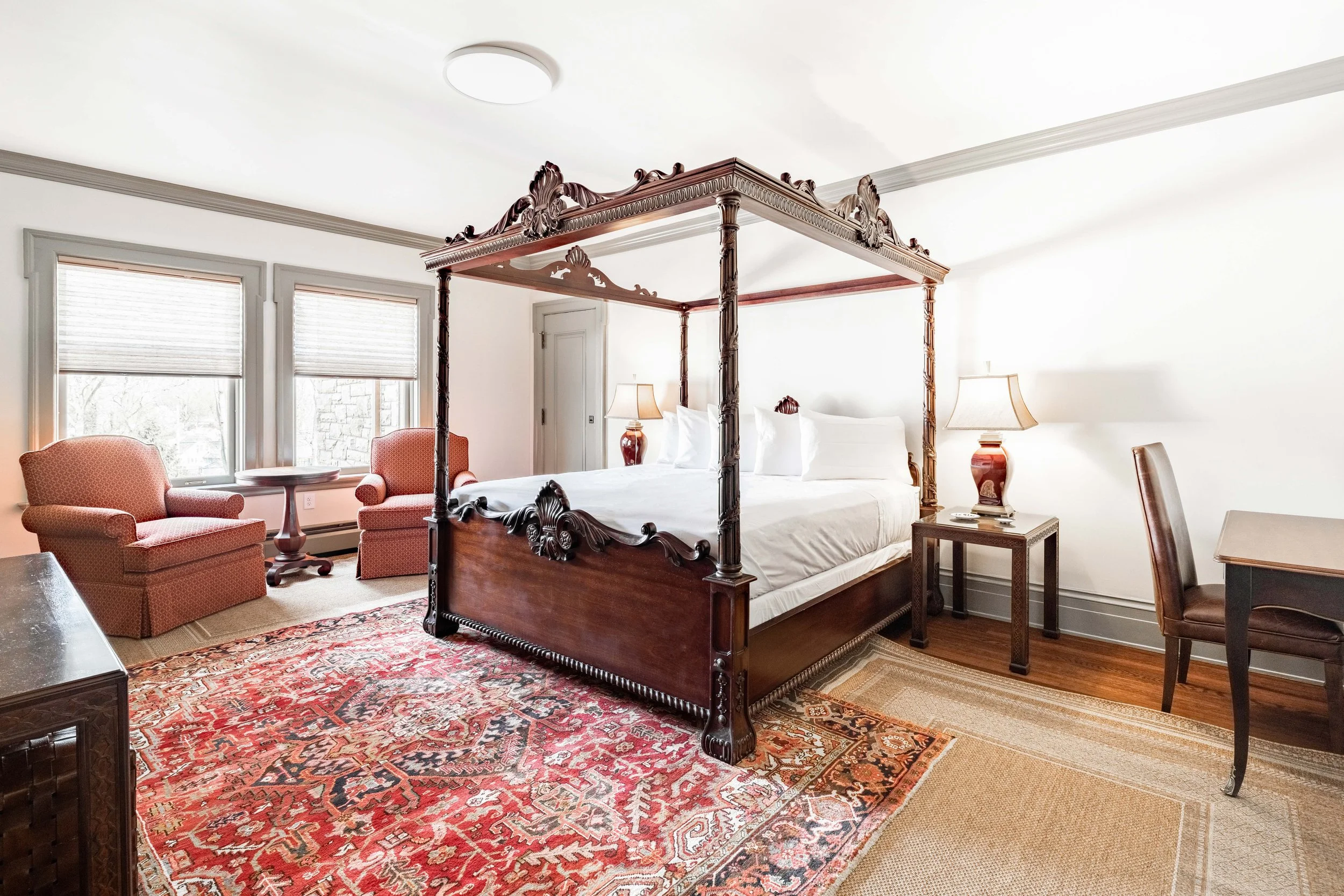 THE INN — Willoughby House | Inn and Restaurant