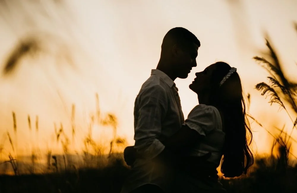 Co-Dependency in Relationships: Signs, Patterns, and How Couples ...